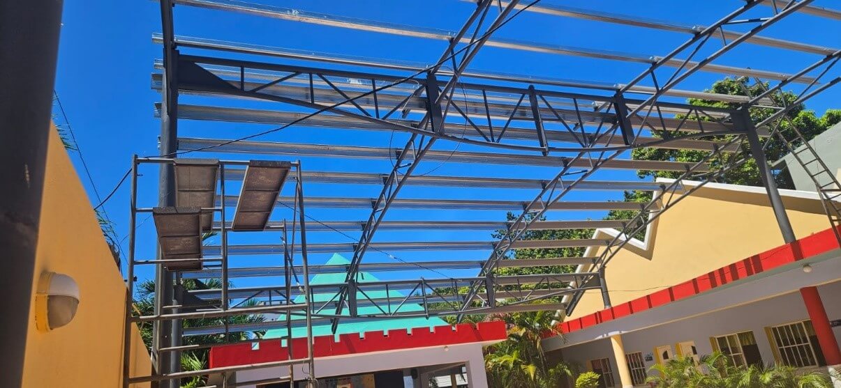 Colegio Quisqueya - INCOMMEC